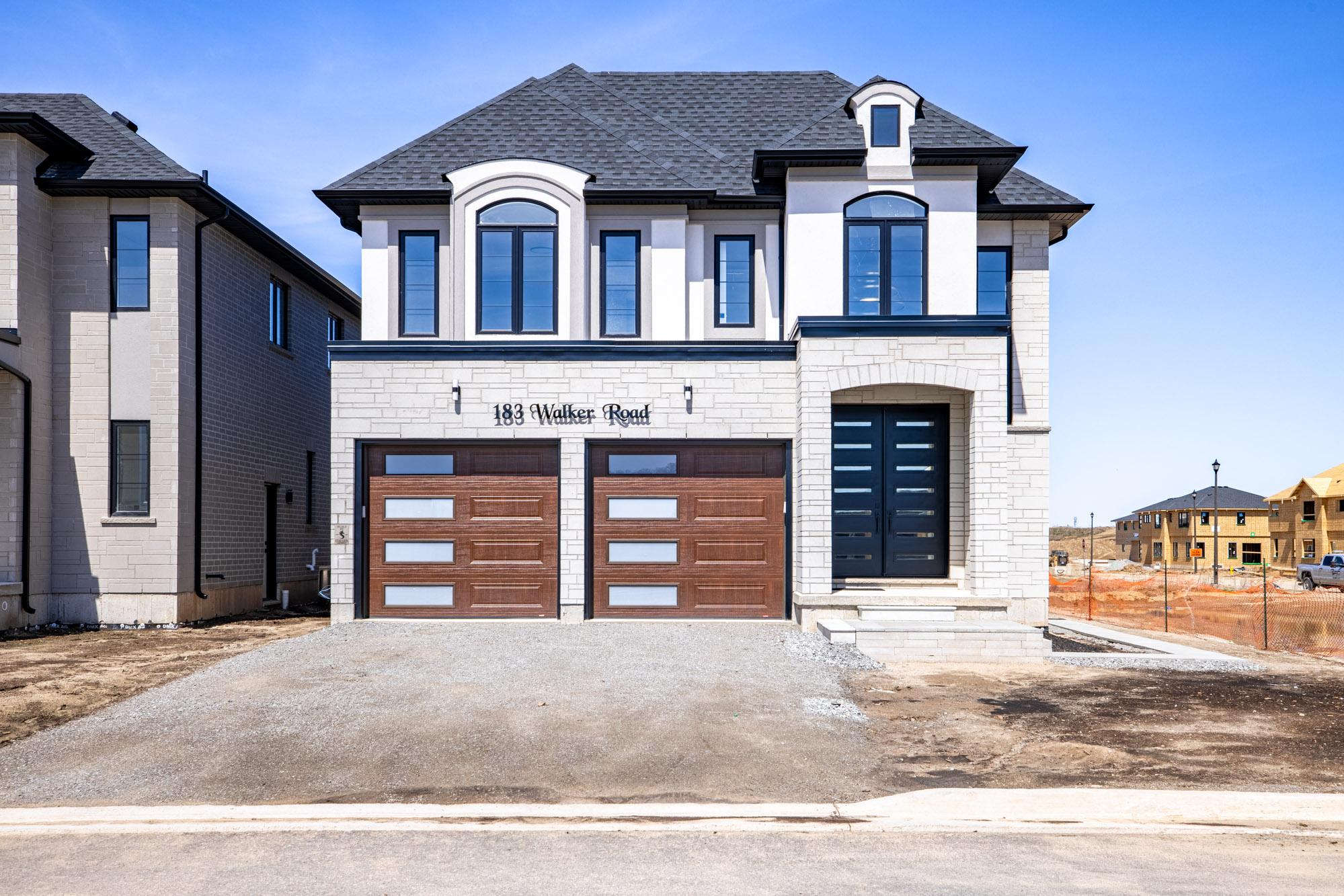 183 Walker Rd, Fonthill - Custom Home For Sale In Fonthill